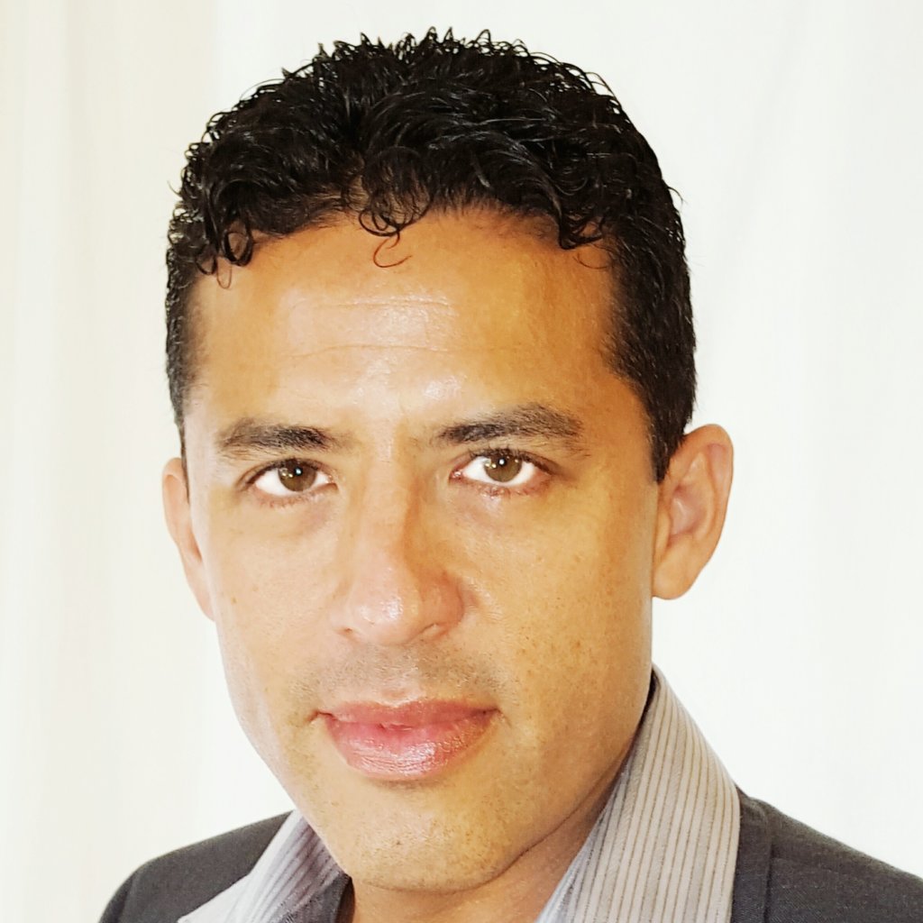 Meet the Team | Israel Hernandez